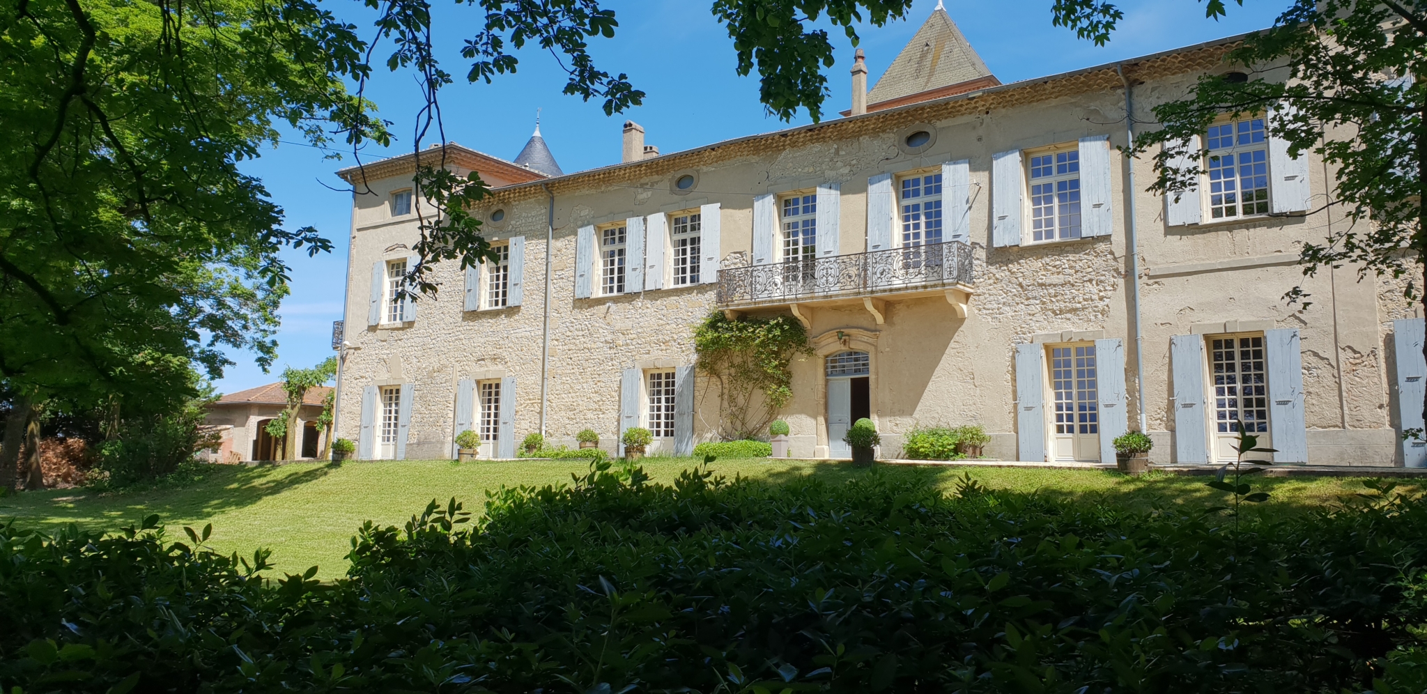 Le château de Livron près de Valence Drome - Château Duo